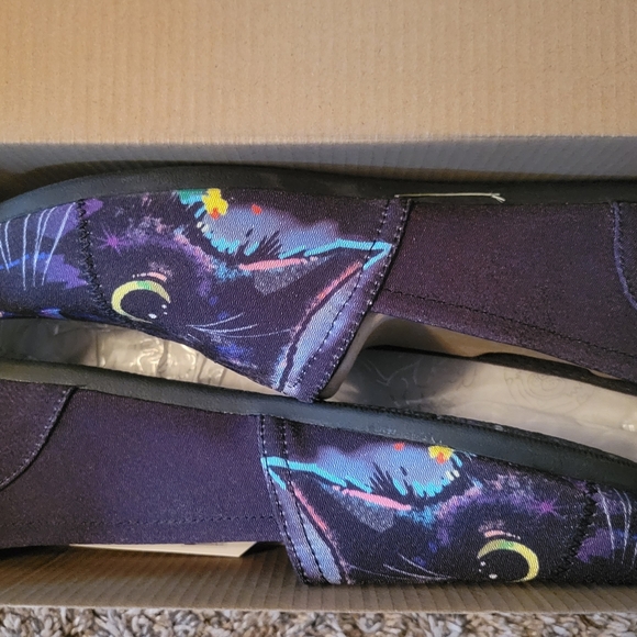 BOBS from Skechers | Shoes | Bobs Lil Gato Shoes For Cats And Dogs ...